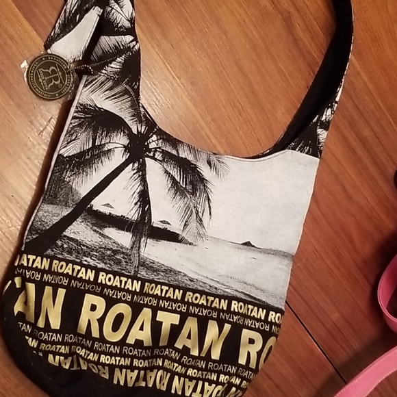 Robin Ruth | Bags | Robin Ruth Rotan Hobo Bag | Poshmark